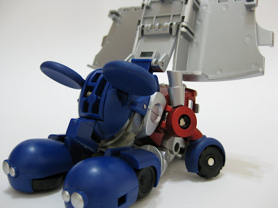 deSMOnd Collection: Takara Tomy - Mickey Mouse Transformer
