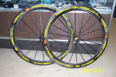 UNION CYCLE: Mavic cosmic Carbone Pro wheels
