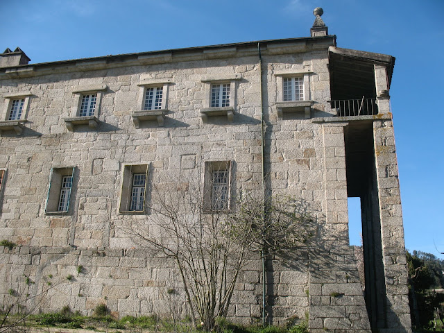 HELDER BARROS: Amarante Travanca - Mosteiro de Travanca o ex-libris do ...