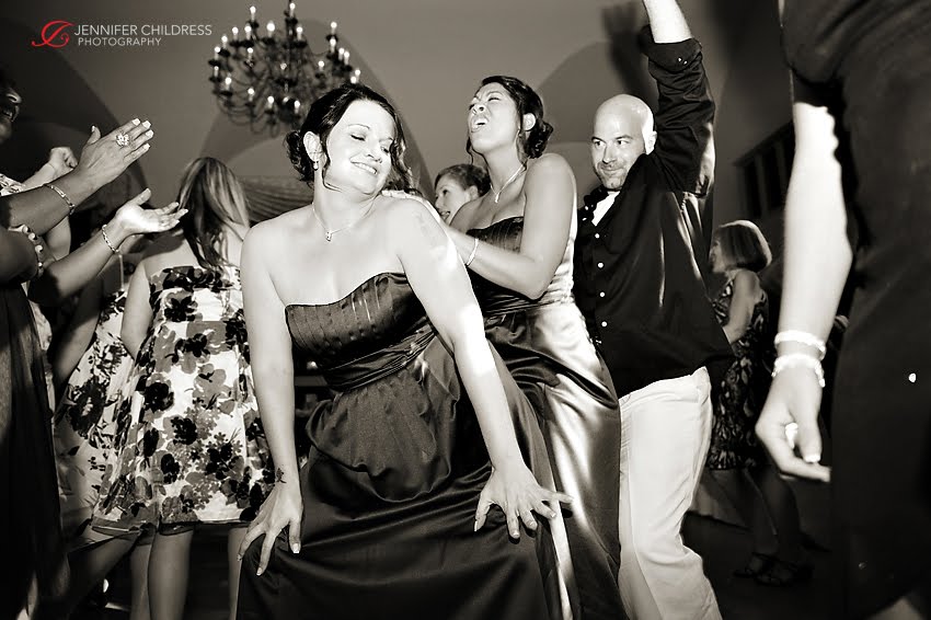 Synergetic Sounds and Lighting: Sandy and Luiz