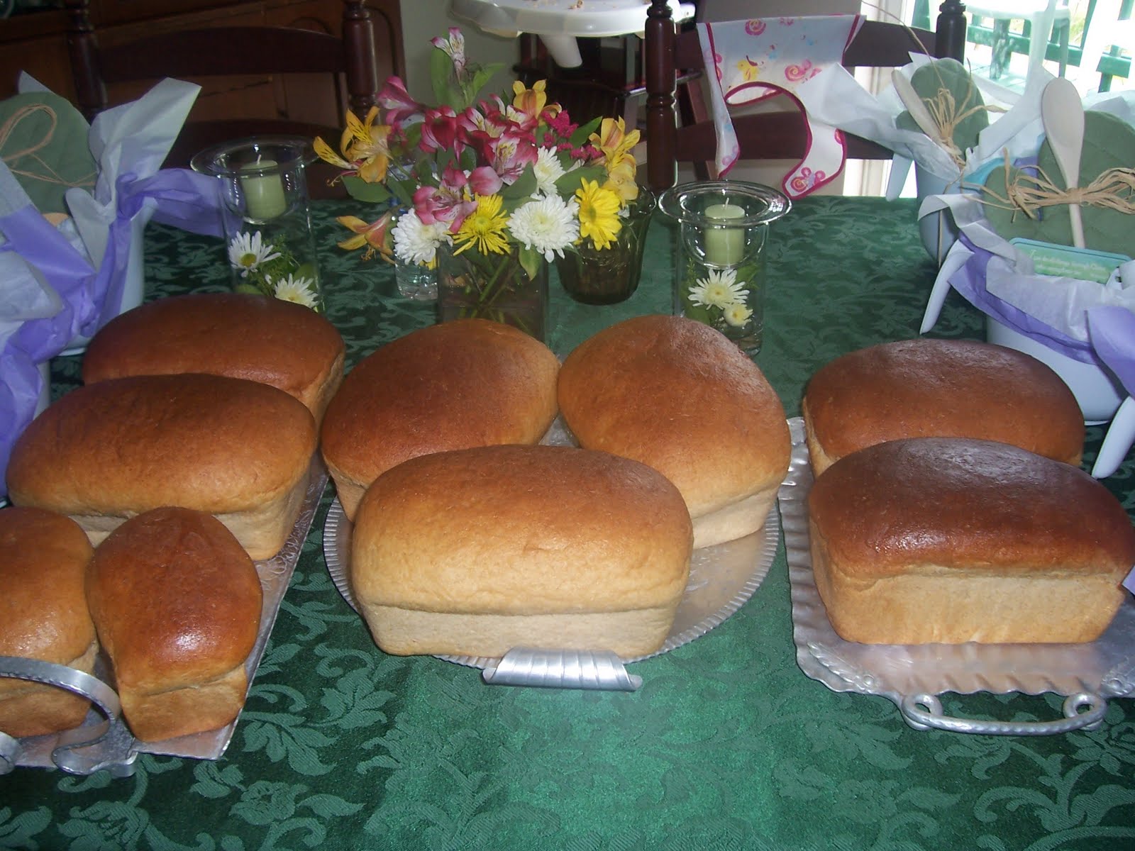 Concetta's Cafe: Kitchenettes' Spring Fling