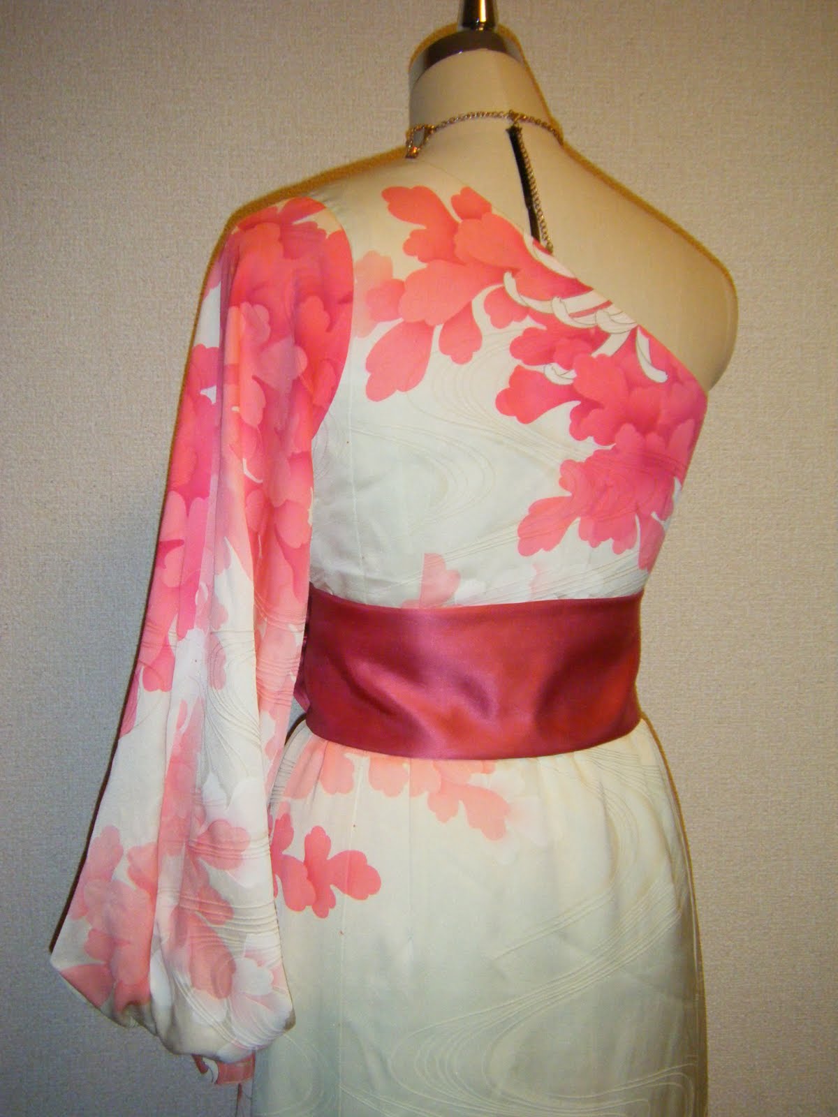 Kimono Karma with Western Style: 2010 archive Furisode(振袖) One Shoulder ...