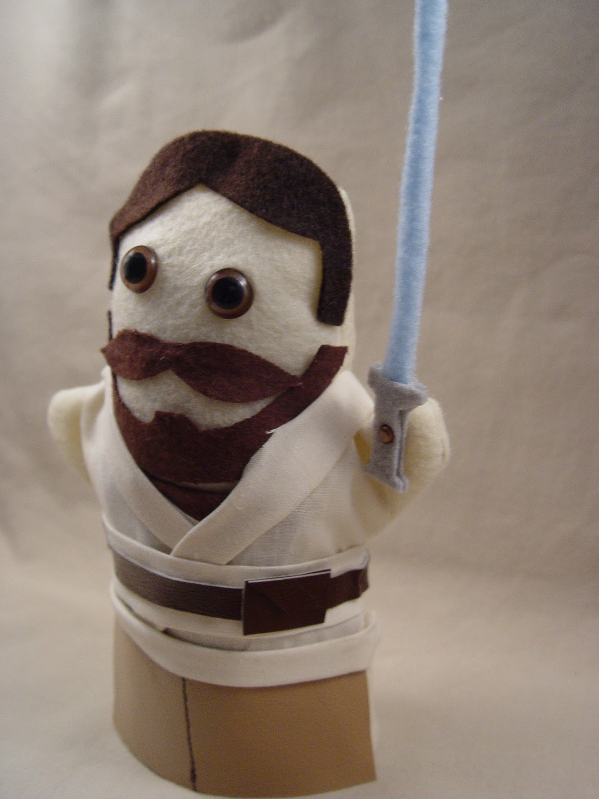 puppet, puppets, puppets! - Kiki & Company