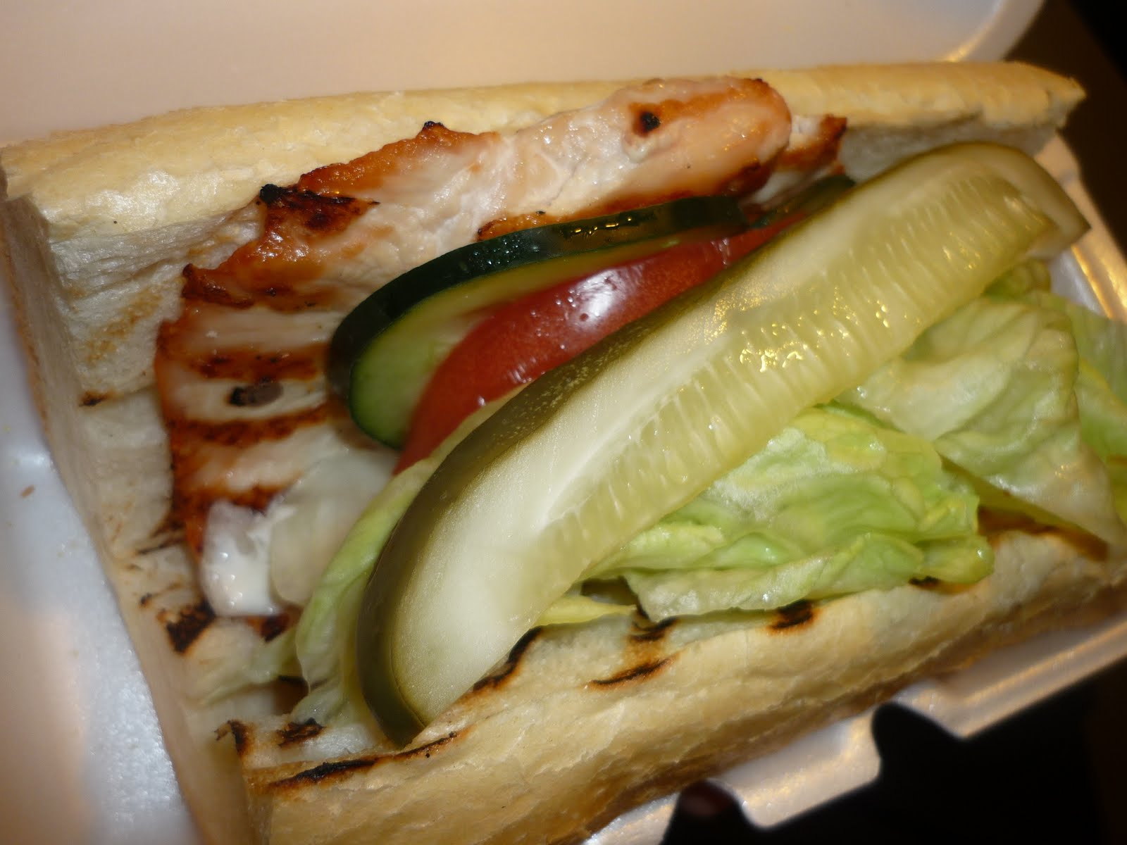 Smokin' Chokin' and Chowing with the King: Murphy's Red Hots