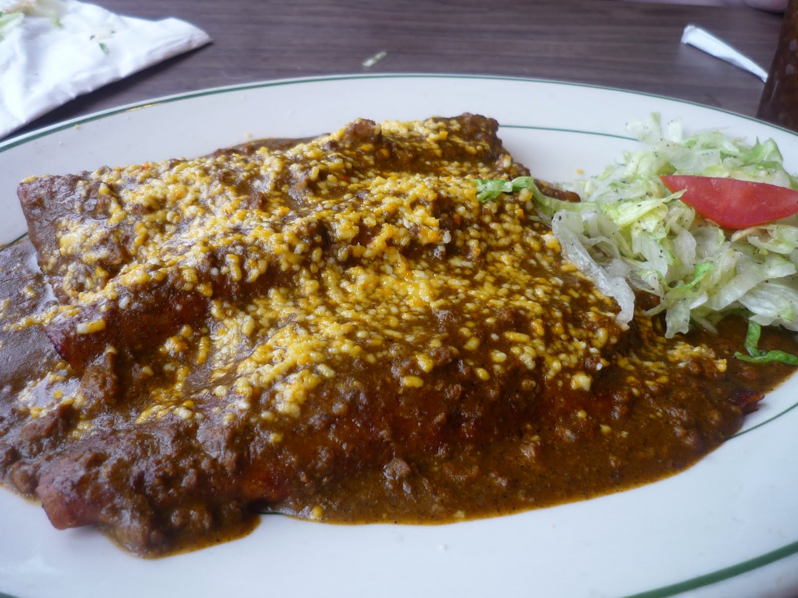 Smokin' Chokin' and Chowing with the King: Mexican Inn