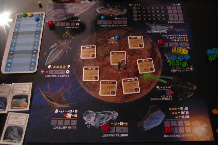 Hiew's Boardgame Blog: Alien Frontiers