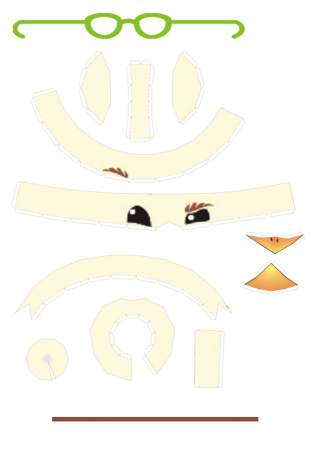 CreativeMe: Disney : Chicken Little Papercraft