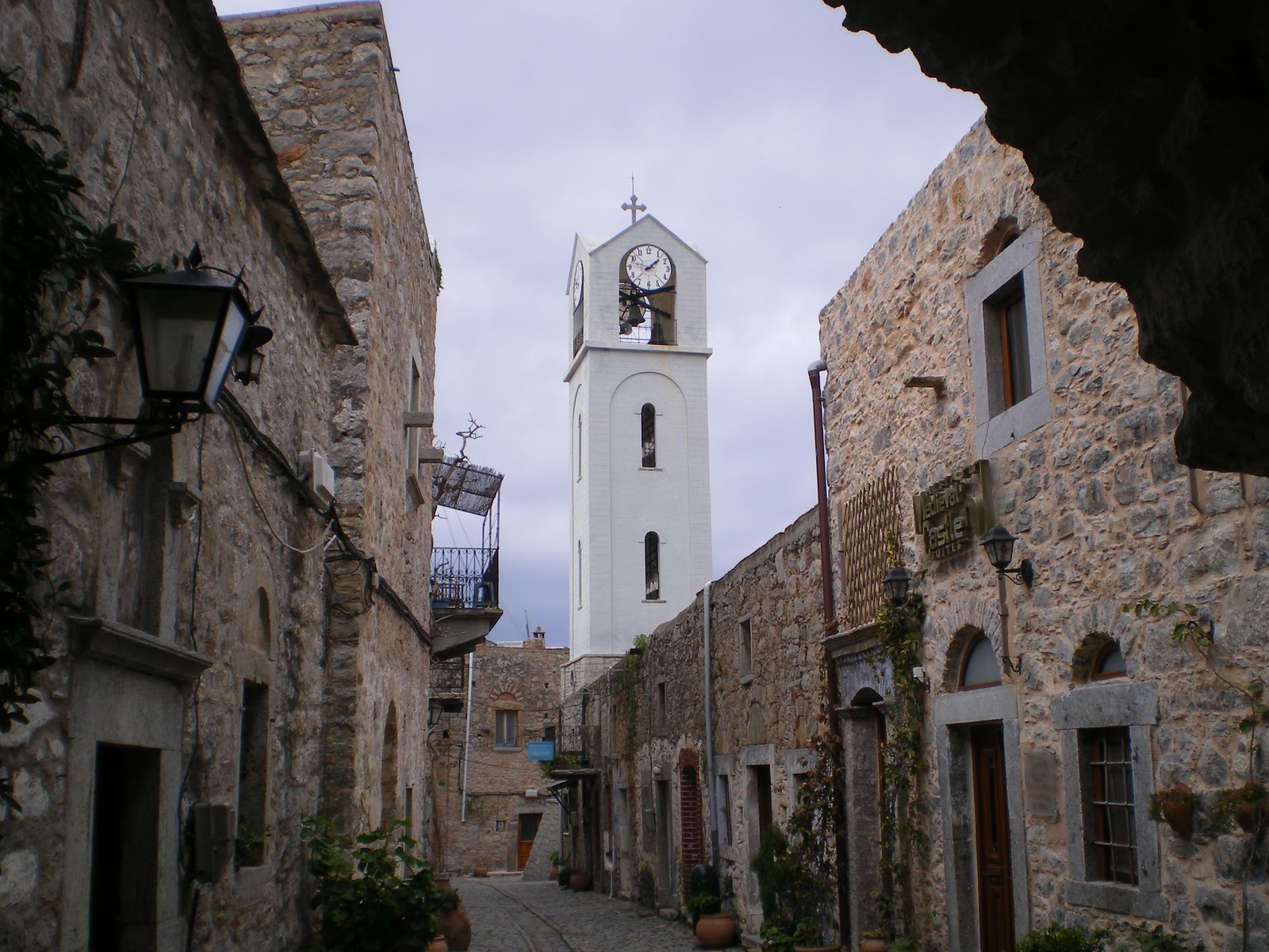 Η Θεολογία Μεσοπέλαγα: Χίος - Μεστά Chios island-Mesta