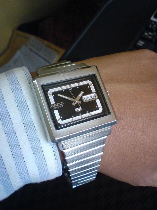 Seiko TV shape | JAM TANGAN
