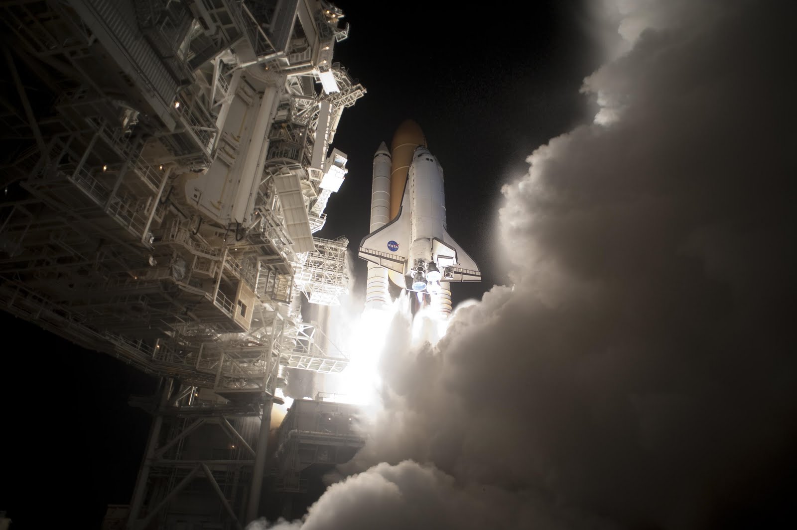 News Spazio: Aspettando lo Space Shuttle Discovery STS-131 ecco lo ...