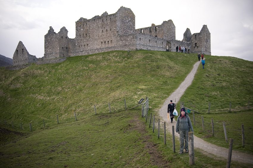 Around Scotland: KINGUSSIE