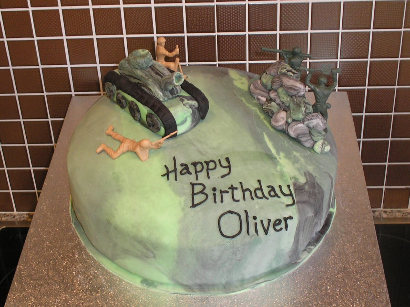 Nicky's Cakes: Army Battle Cake