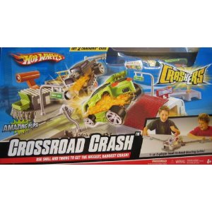 HOT WHEELS TRACK SET: Hot Wheels Crossroad Crash Track Set w 2 Crashers ...