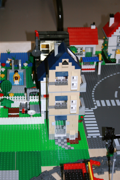 LEGO City Life: Condos for Sale