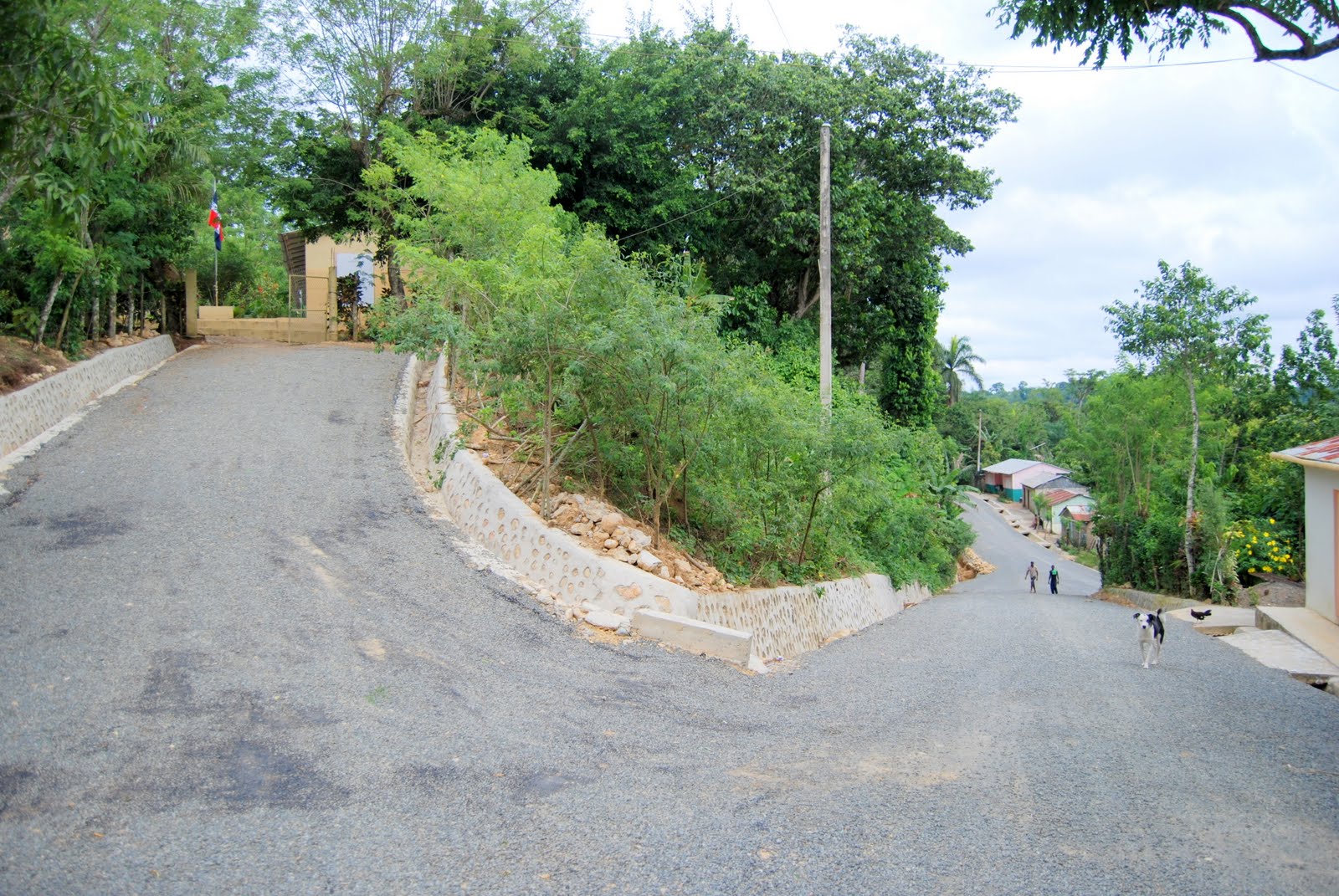 Obras Públicas acelera terminación de carreteras y caminos en San ...