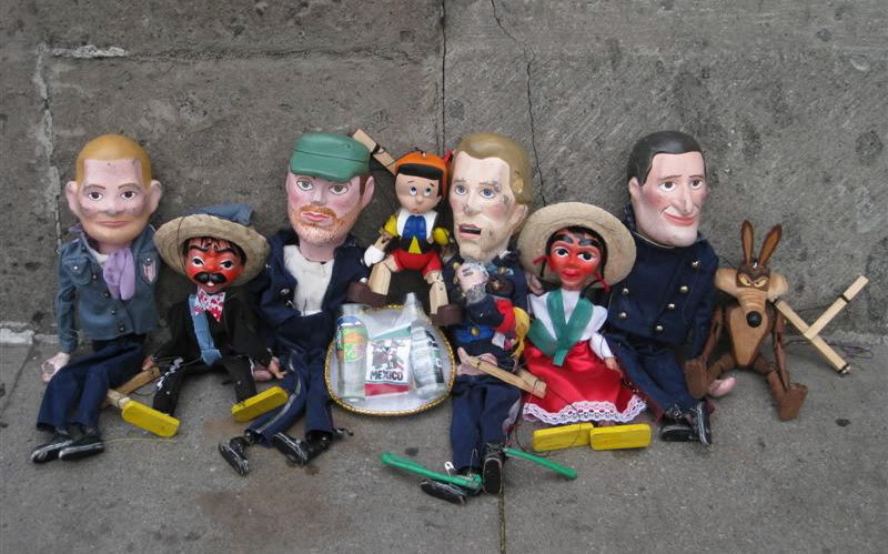 PatyHeide: COLDPLAY PUPPETS, AROUND THE WORLD