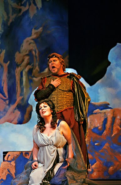 Ο Κρητικός ταύρος. The Cretan bull: Η όπερα Αριάδνη στην Νάξο. The ...