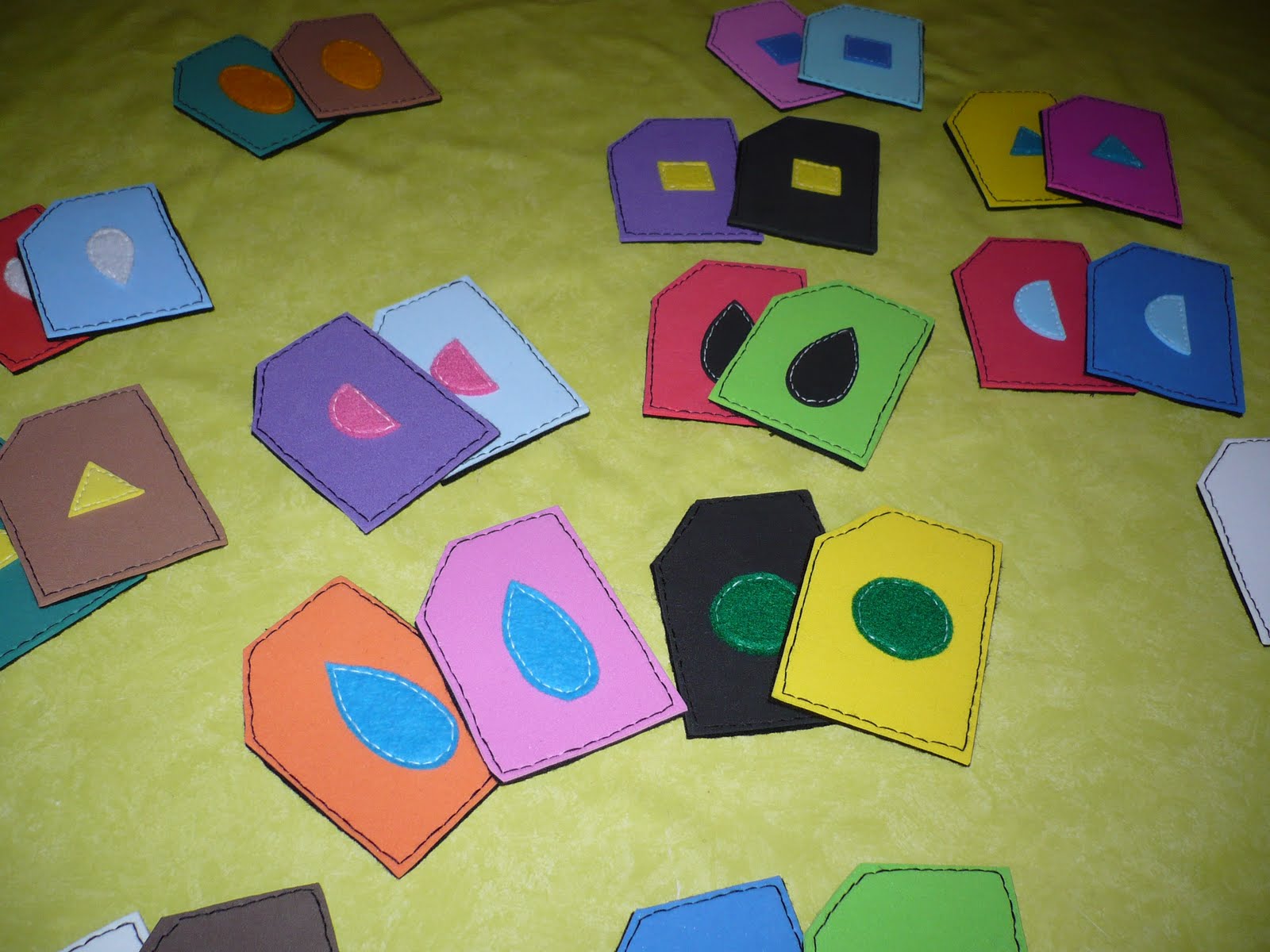 Ludo-Braille - Nadia MICHOT: Jeu du pouilleux ou grattant