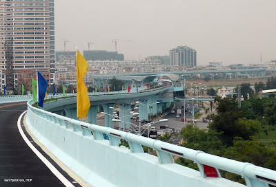 BRT Through Images: Xiamen BRT, China