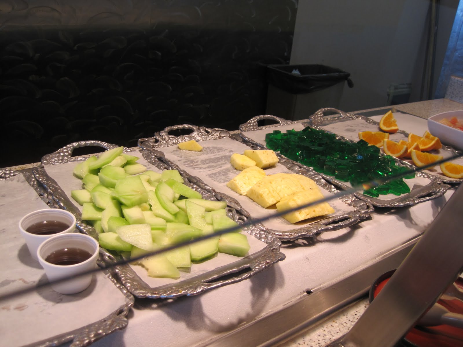 a guide to good food: Tatami Sushi and Seafood Buffet