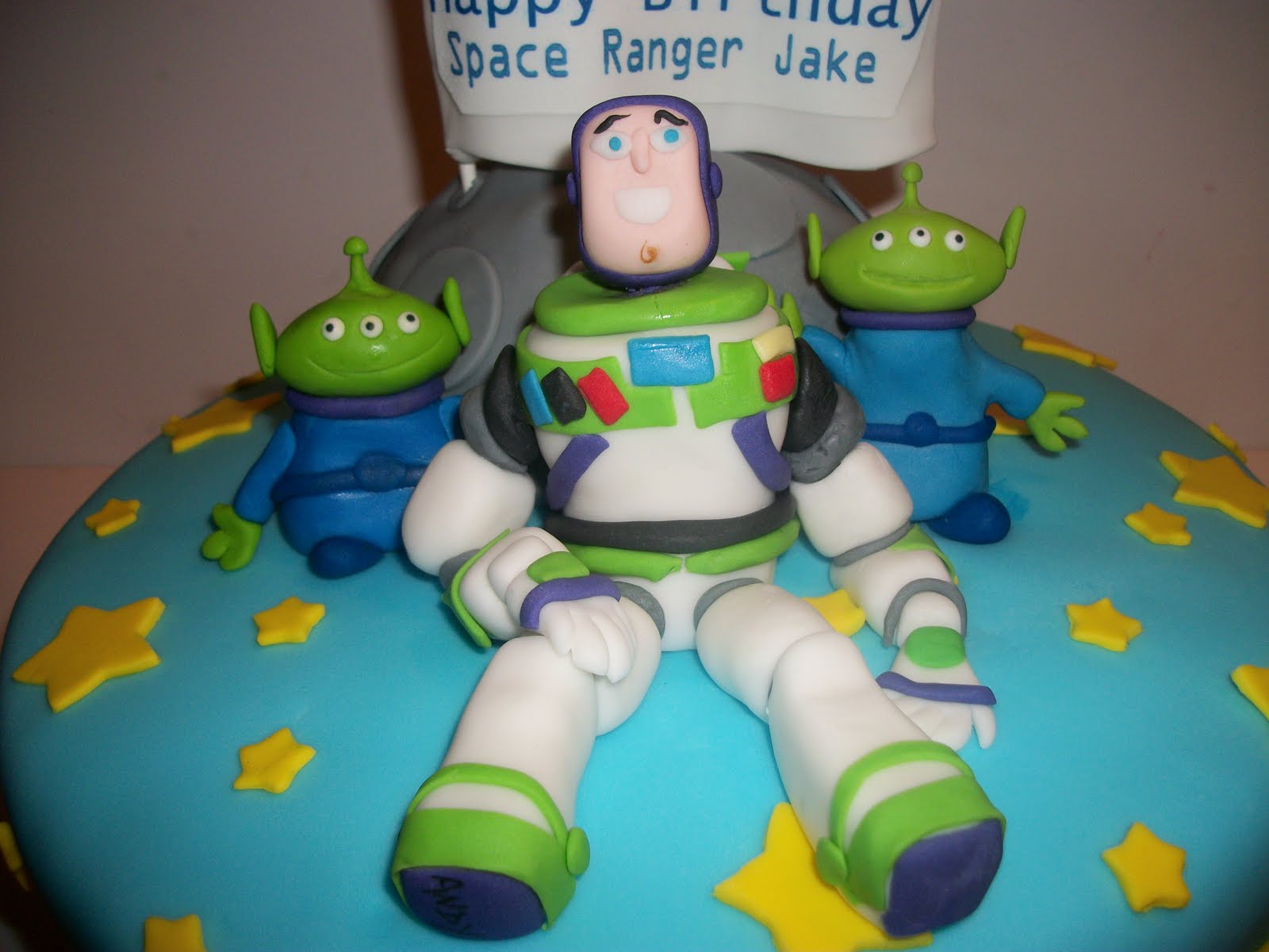 Tasty Cakes: Buzz Lightyear Cake
