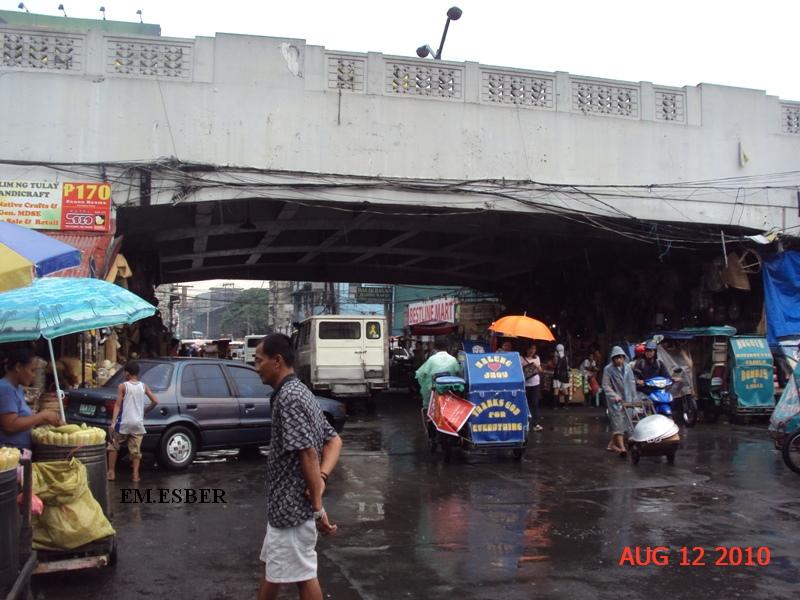 Em Esber Blog 2: Some photos of Plaza Miranda, Carlos Palanca Street ...