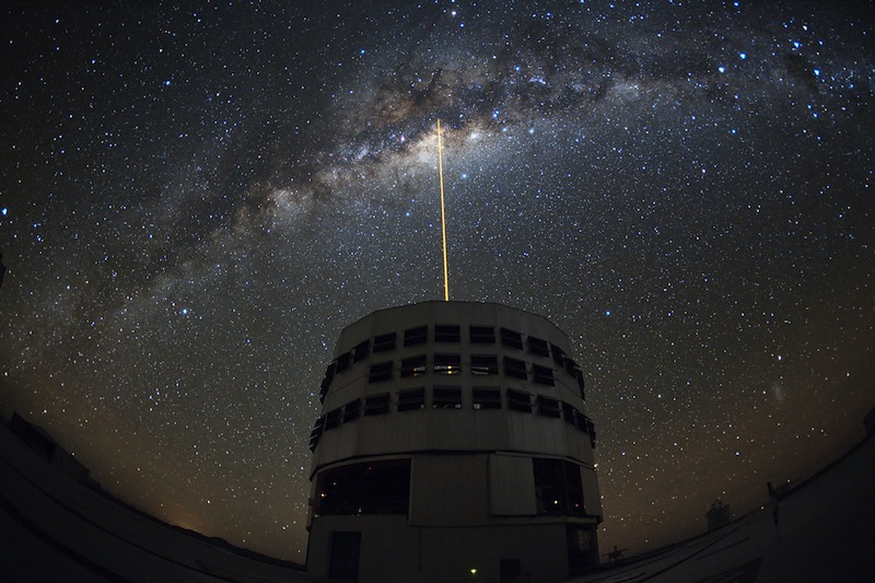 Atirando Raio Laser na Direção do Centro Galáctico