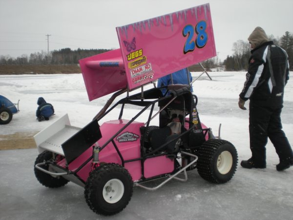 Upper Peninsula International Raceway: Meet the Micro Sprints