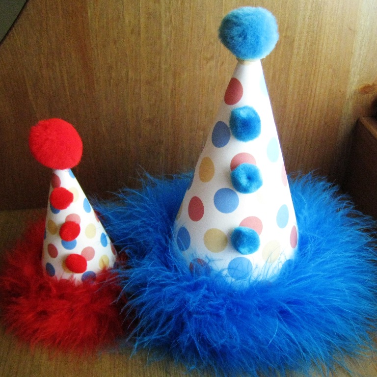 Quaintly Garcia: The Party Planning Mommy: DIY Party Hats by Typewink