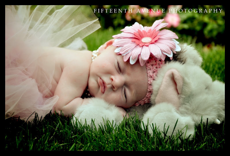 15th avenue photography: Sneak Peak: Baby Londyn