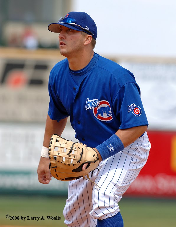 Operation Shutdown: Pirates should look into Jake Fox