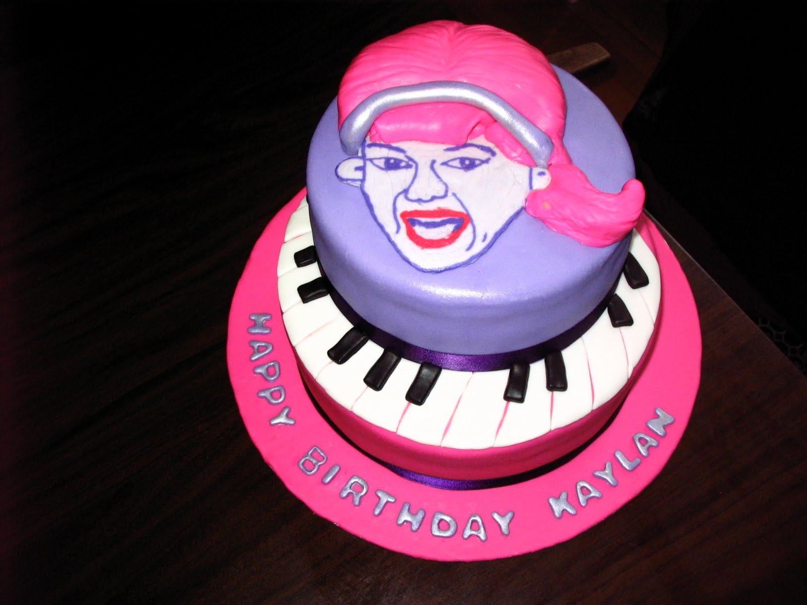 Cakes by Julia: Dee Dee Doodlebop