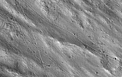 grenz|wissenschaft-aktuell: Rollende Felsen auf dem Mars