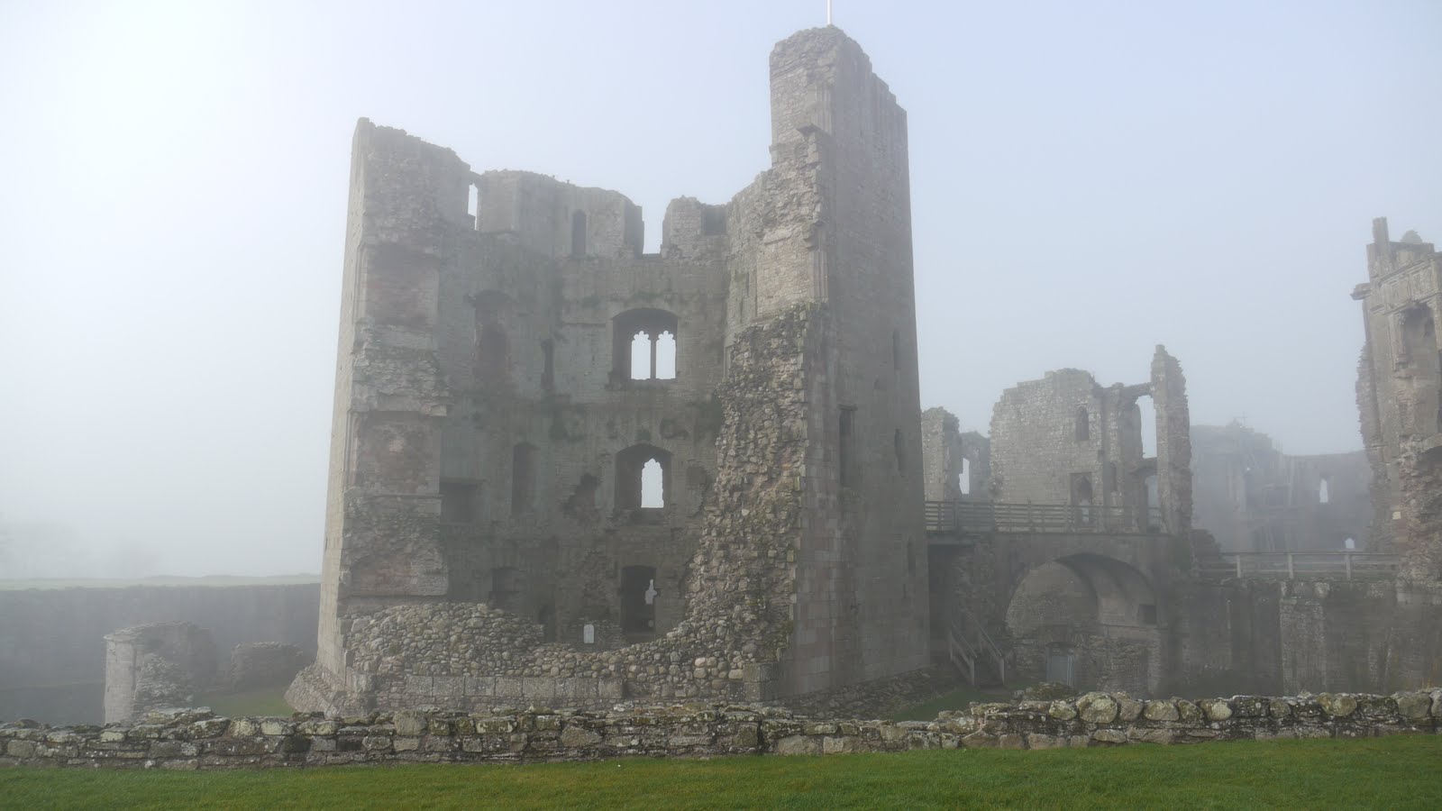 Raglan Castle Monmouthshire Wales - Britain All Over Travel Guide