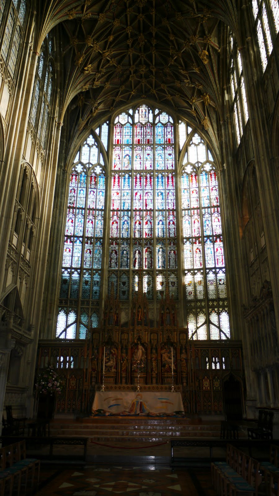 Gloucester Cathedral & Harry Potter - Britain All Over Travel Guide