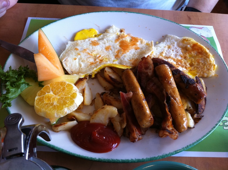 Brunch: CHEZ CORA (rue Sherbrooke Est) - Lebreakfastblog.com