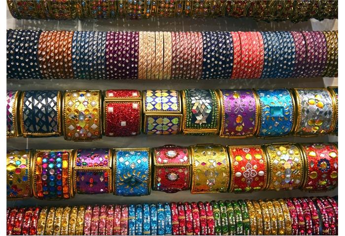 Most famous Hyderabadi Bangles.. ~ Queen Of Heaven...