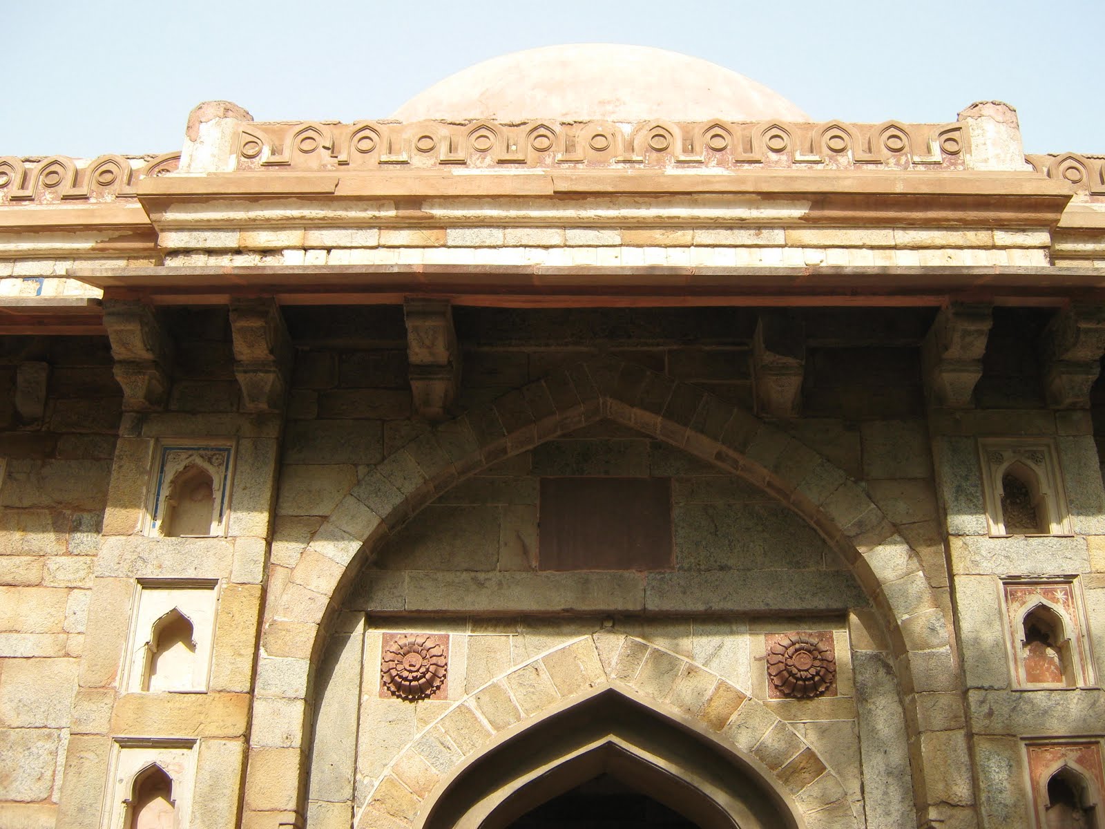 Chasing History: Muhammad Wali Masjid behind kamala nehru college,siri ...