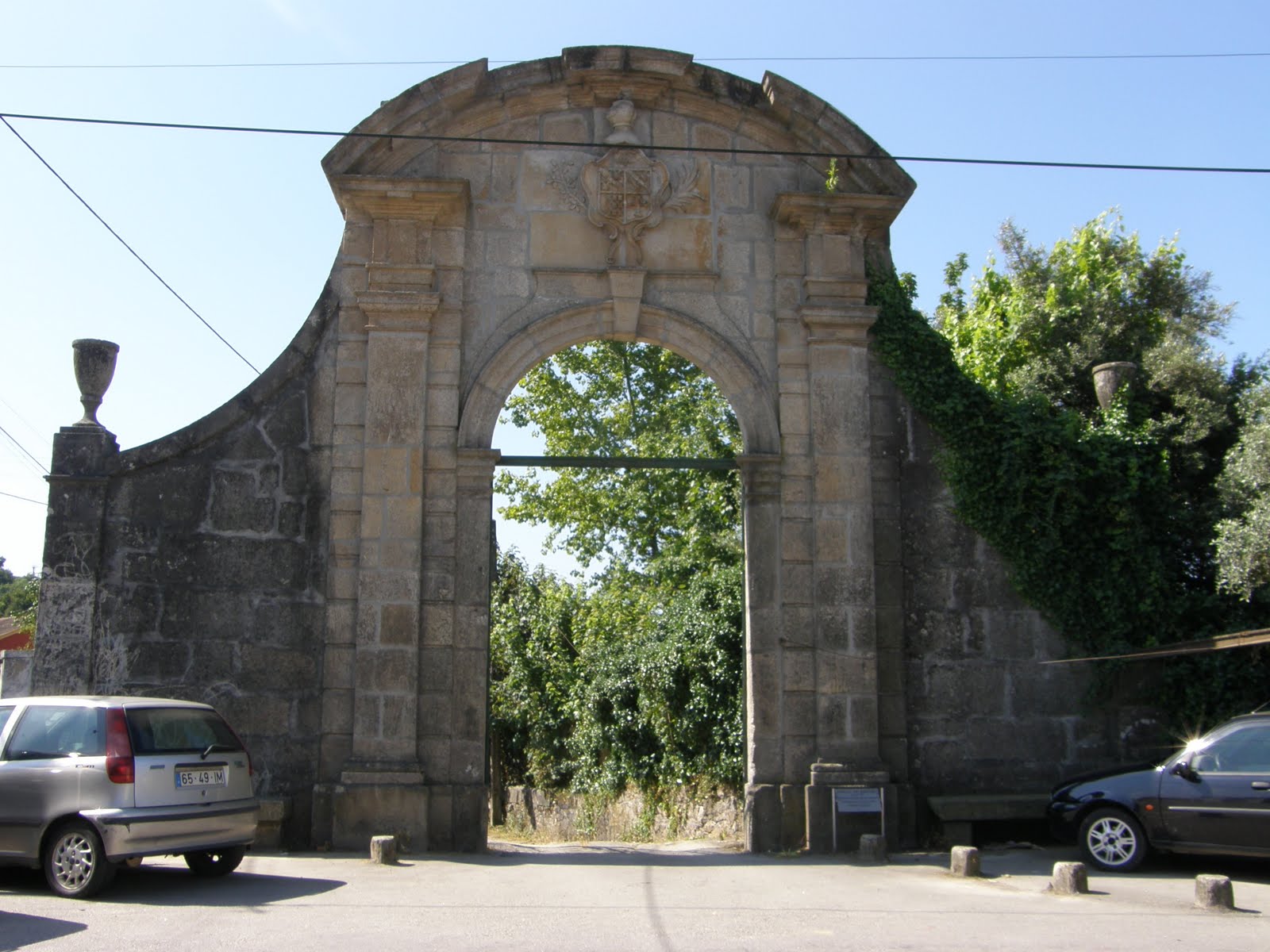 Centro Cultural Luso Brasileiro: ALFENA DE PORTUGAL