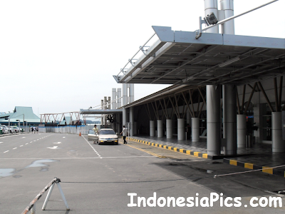 IndonesiaPics.com: Sekupang Ferry Terminal in Batam