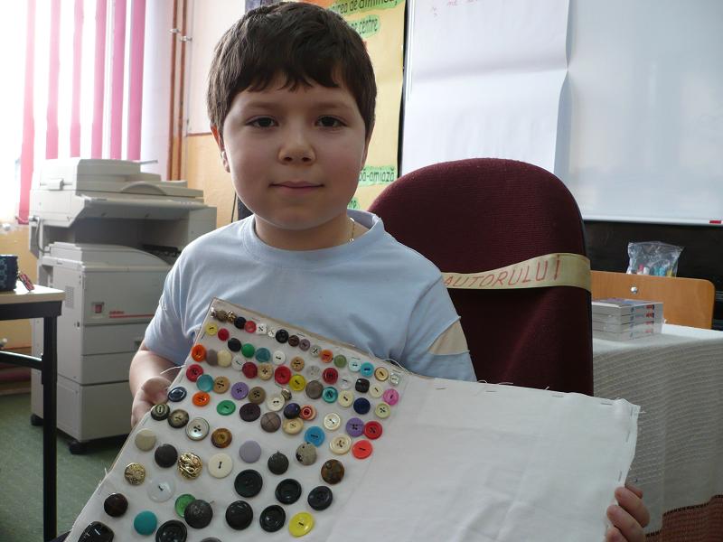 .: Colectie de 100 de obiecte