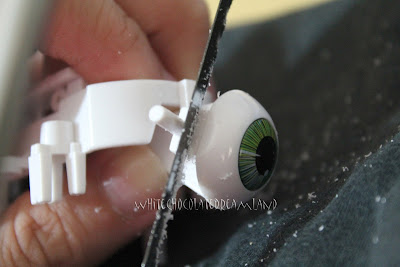 WhiteChocolateDreamland: How to change Pullip original eyes to acrylic eyes