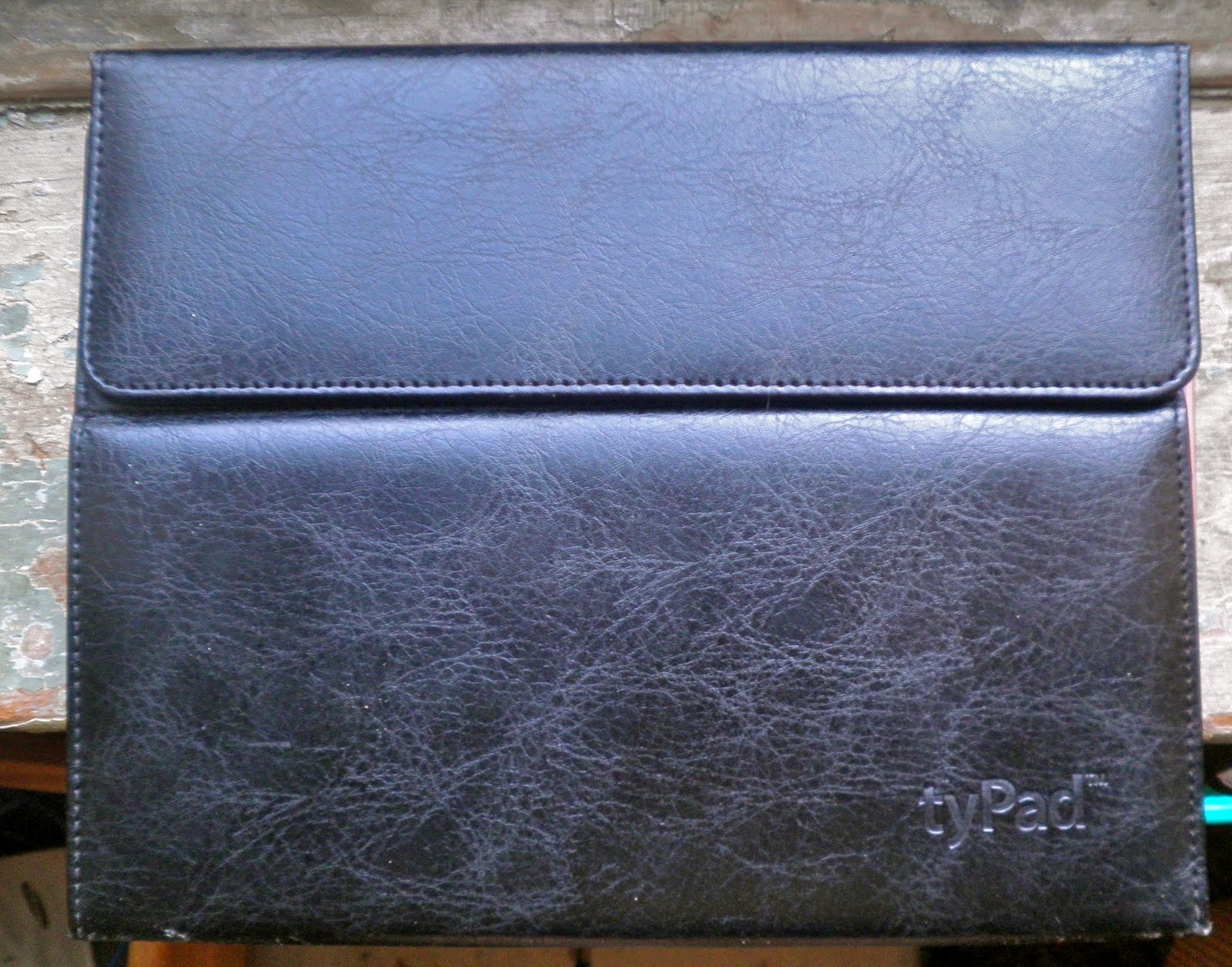 Pocket Blonde: TyPad Keyboard for the Apple iPad