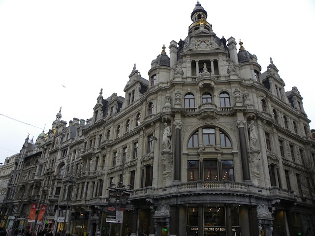 Travels - Ballroom Dancing - Amusement Parks: Shopping on The Meir ...