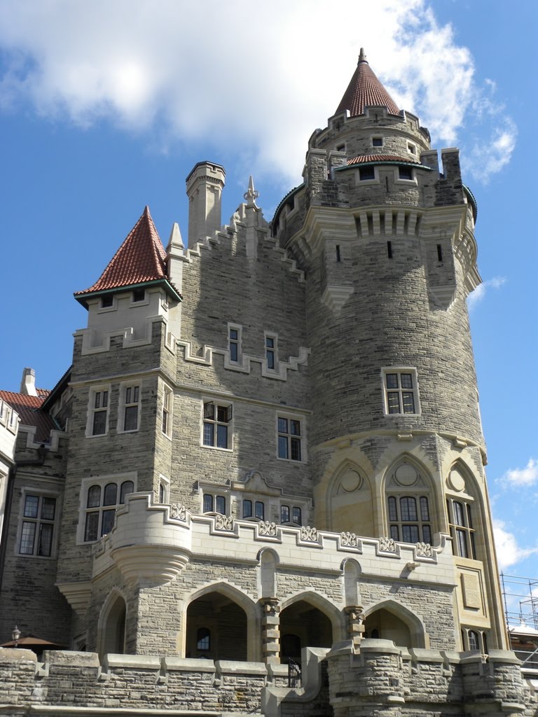 Exotic Travel Destinations: Casa Loma, A fantastic castle in Toronto