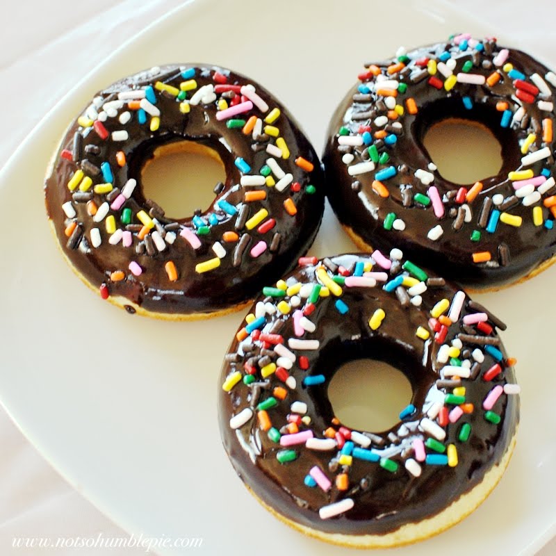 Not So Humble Pie: Baked Cake Donuts
