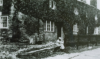 Old Hyde: Uplands Farm