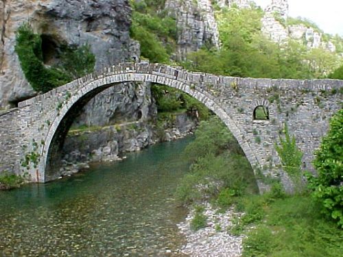 Ηλιοχώρι (Ντομπρίνοβο) - Ζαγορίου: ΒΟΛΤΑ ΣΤΑ ΖΑΓΟΡΙΑ......