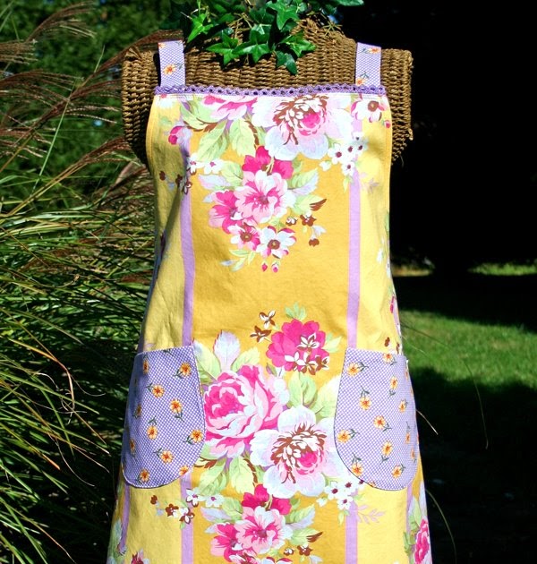 little pumpkin grace: National Apron Day