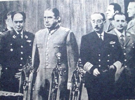 Chile-Pinochet-Nuestro: JUNTA MILITAR